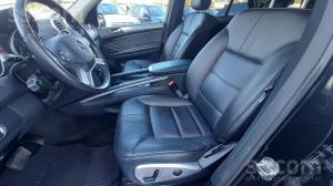 Черный Мерседес МЛ 350 2009 в Рига, объемом двигателя 3.00 л и пробегом 278 тыс. км за 8000 €, фото 13 на AUTOMOTO.COM.LV