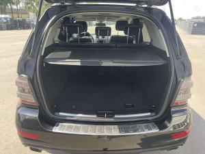 Black Mercedes-Benz ML 350 2009 in Marijampole, with an engine capacity of 3.00 L and mileage of 254 thousand km for 8800 €, photo 17 on AUTOMOTO.COM.LV