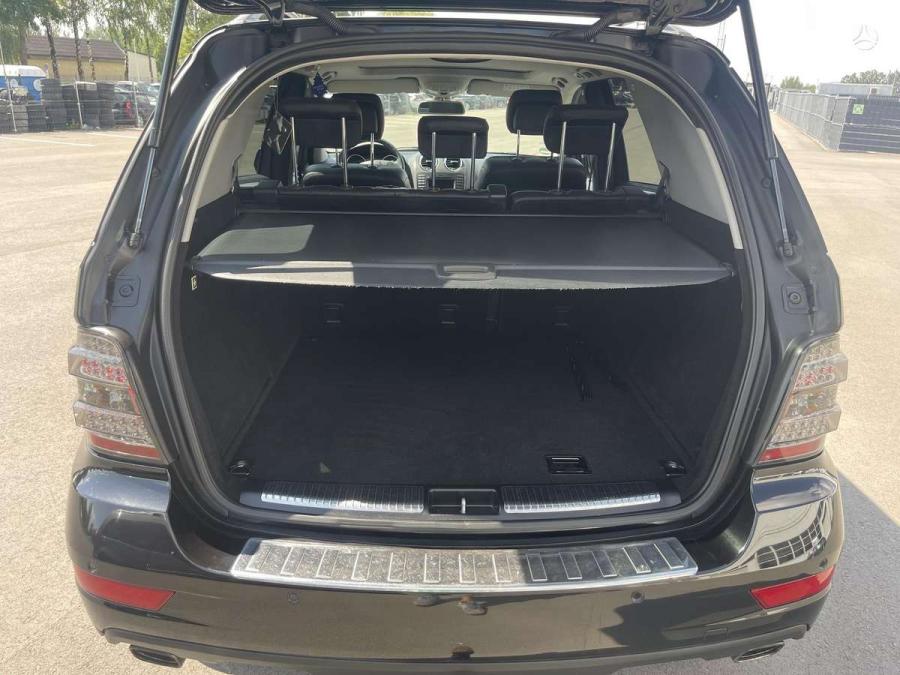 Black Mercedes-Benz ML 350 2009 in Marijampole, with an engine capacity of 3.00 L and mileage of 254 thousand km for 8800 €, photo 17 on AUTOMOTO.COM.LV