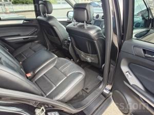 Melns Mercedes-Benz ML 350 2009 Rīga, ar dzinēja tilpumu 3.00 L un nobraukumu 327 tūkst. km par 8000 €, foto 9 vietnē AUTOMOTO.COM.LV