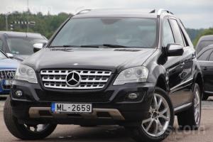 Melns Mercedes-Benz ML 350 2010 Tukums, ar dzinēja tilpumu 3.00 L un nobraukumu 385 tūkst. km par 7950 €, foto 14 vietnē AUTOMOTO.COM.LV