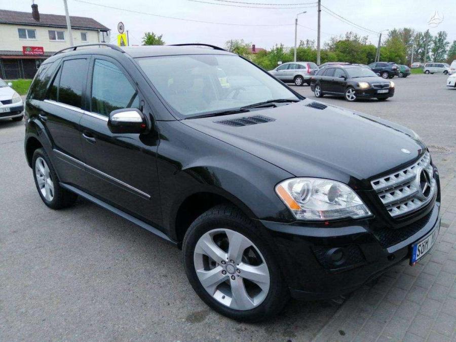 Melns Mercedes-Benz ML 350 2010 Viļņa, ar dzinēja tilpumu 2.99 L un nobraukumu 144 tūkst. km par 8400 €, foto 5 vietnē AUTOMOTO.COM.LV