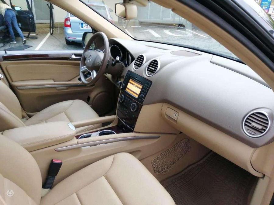 Melns Mercedes-Benz ML 350 2010 Viļņa, ar dzinēja tilpumu 2.99 L un nobraukumu 144 tūkst. km par 8400 €, foto 18 vietnē AUTOMOTO.COM.LV