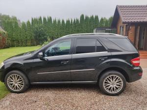 Melns Mercedes-Benz ML 350 2010 Šilalė, ar dzinēja tilpumu 2.99 L un nobraukumu 300 tūkst. km par 8450 €, foto 6 vietnē AUTOMOTO.COM.LV