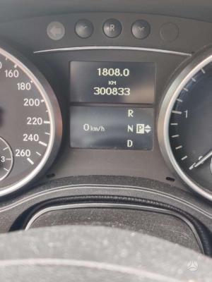 Melns Mercedes-Benz ML 350 2010 Šilalė, ar dzinēja tilpumu 2.99 L un nobraukumu 300 tūkst. km par 8450 €, foto 8 vietnē AUTOMOTO.COM.LV