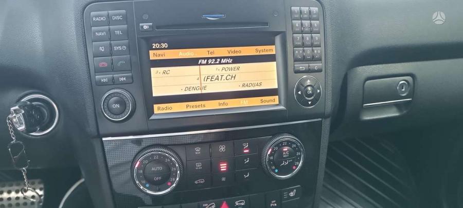 Black Mercedes-Benz ML 350 2010 in Alytus, with an engine capacity of 3.00 L and mileage of 343 thousand km for 7850 €, photo 12 on AUTOMOTO.COM.LV