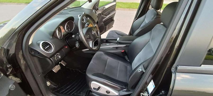 Black Mercedes-Benz ML 350 2010 in Alytus, with an engine capacity of 3.00 L and mileage of 343 thousand km for 7850 €, photo 24 on AUTOMOTO.COM.LV