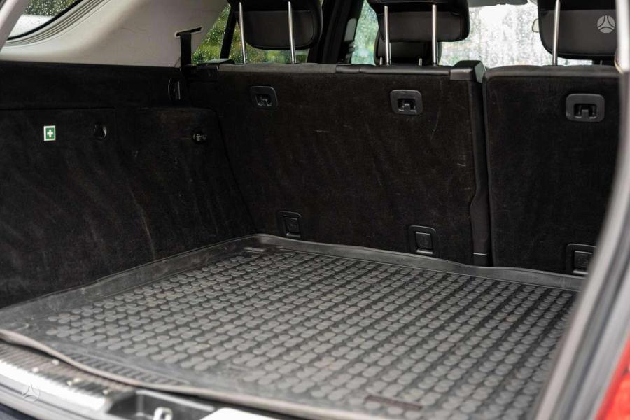 Melns Mercedes-Benz ML 350 2010 Viļņa, ar dzinēja tilpumu 2.99 L un nobraukumu 360 tūkst. km par 7990 €, foto 20 vietnē AUTOMOTO.COM.LV