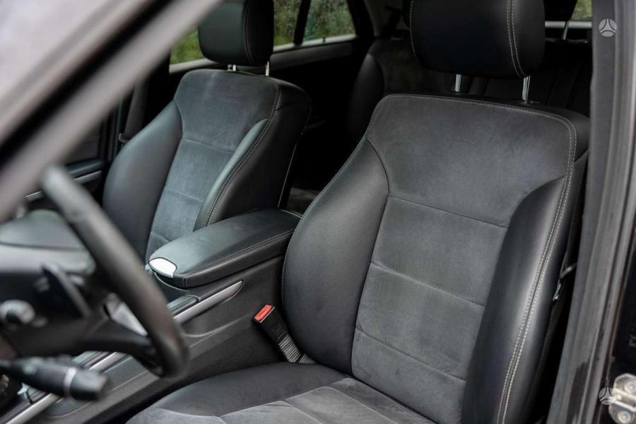 Melns Mercedes-Benz ML 350 2010 Viļņa, ar dzinēja tilpumu 2.99 L un nobraukumu 360 tūkst. km par 7990 €, foto 33 vietnē AUTOMOTO.COM.LV