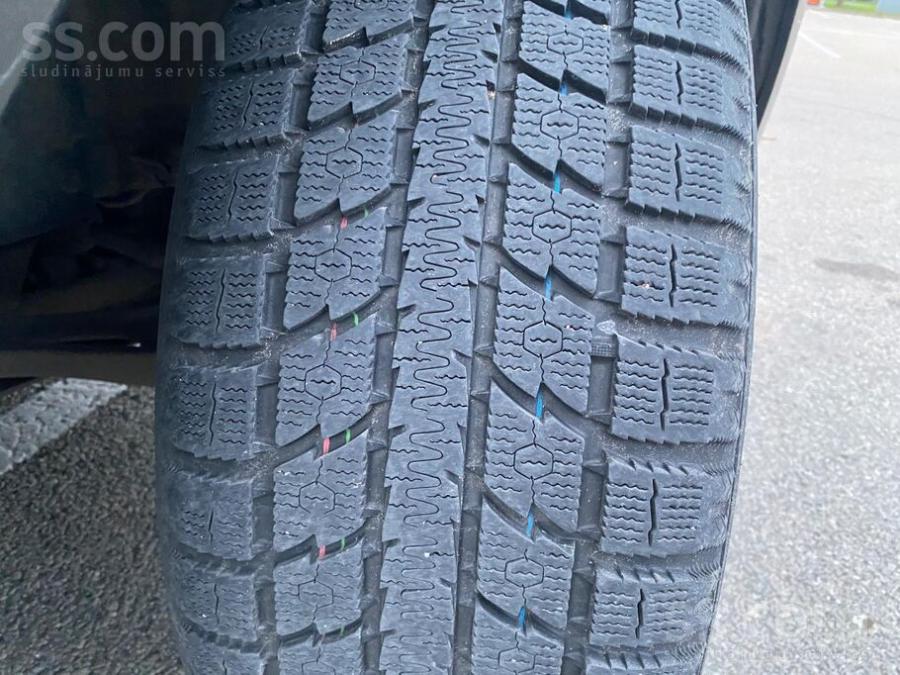 Melns Mercedes-Benz ML 350 2010 Rīga, ar dzinēja tilpumu 3.00 L un nobraukumu 291 tūkst. km par 8850 €, foto 16 vietnē AUTOMOTO.COM.LV