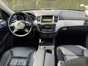 Melns Mercedes-Benz ML 350 2011 Jūrmala, ar dzinēja tilpumu 3.00 L un nobraukumu 0 tūkst. km par 13550 €, foto 23 vietnē AUTOMOTO.COM.LV
