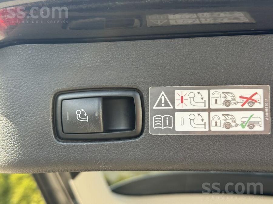 Melns Mercedes-Benz ML 350 2011 Jūrmala, ar dzinēja tilpumu 3.00 L un nobraukumu 0 tūkst. km par 13550 €, foto 28 vietnē AUTOMOTO.COM.LV