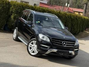 Melns Mercedes-Benz ML 350 2011 Jūrmala, ar dzinēja tilpumu 3.00 L un nobraukumu 235 tūkst. km par 9700 €, foto 3 vietnē AUTOMOTO.COM.LV