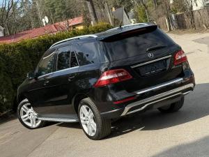 Melns Mercedes-Benz ML 350 2011 Jūrmala, ar dzinēja tilpumu 3.00 L un nobraukumu 235 tūkst. km par 9700 €, foto 15 vietnē AUTOMOTO.COM.LV