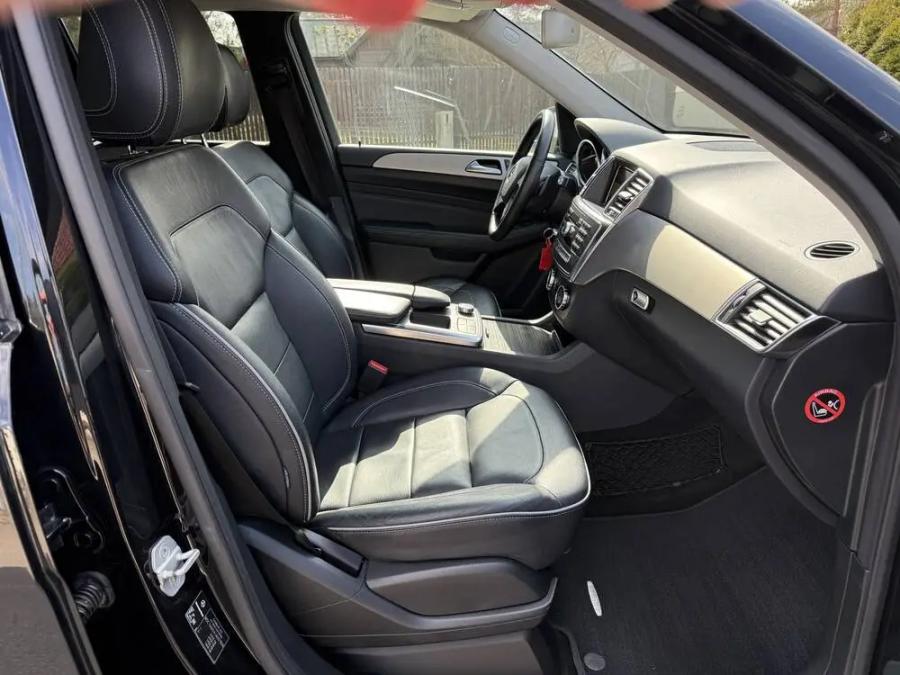 Melns Mercedes-Benz ML 350 2011 Jūrmala, ar dzinēja tilpumu 3.00 L un nobraukumu 235 tūkst. km par 9700 €, foto 19 vietnē AUTOMOTO.COM.LV