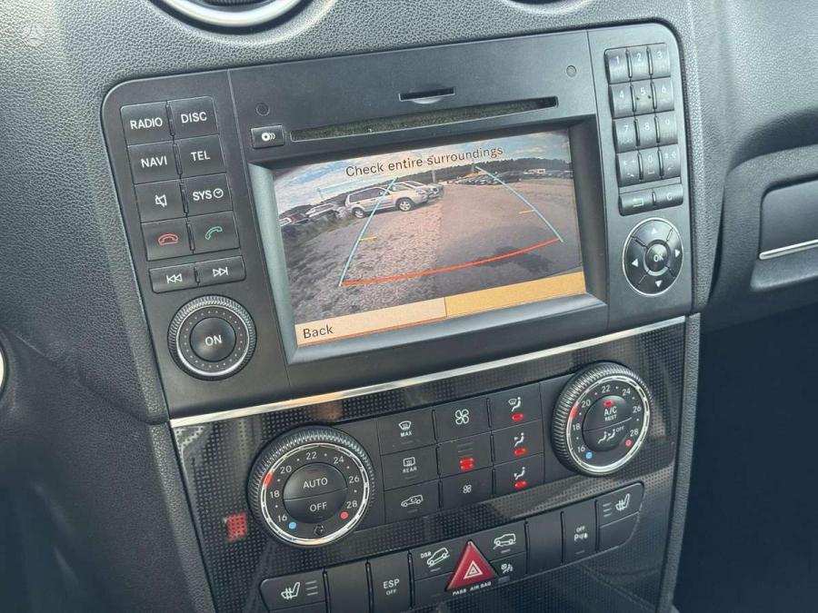 Black Mercedes-Benz ML 350 2011 in Vilnius, with an engine capacity of 3.00 L and mileage of 264 thousand km for 8950 €, photo 13 on AUTOMOTO.COM.LV
