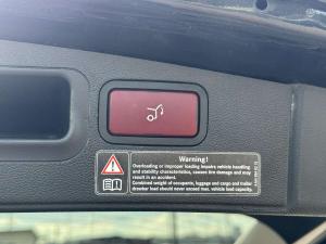 Black Mercedes-Benz ML 350 2011 in Vilnius, with an engine capacity of 3.00 L and mileage of 264 thousand km for 8950 €, photo 15 on AUTOMOTO.COM.LV