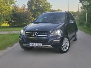 Black Mercedes-Benz ML 350 2011 in Kaunas, with an engine capacity of 3.00 L and mileage of 218 thousand km for 8499 €, photo  on AUTOMOTO.COM.LV