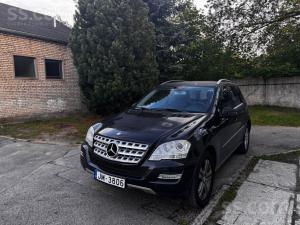 Черный Мерседес МЛ 350 2011 в Рига, объемом двигателя 3.50 л и пробегом 226 тыс. км за 9000 €, фото 4 на AUTOMOTO.COM.LV