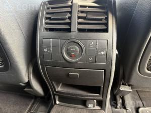 Black Mercedes-Benz ML 350 2011 in Riga, with an engine capacity of 3.00 L and mileage of 310 thousand km for 8200 €, photo 10 on AUTOMOTO.COM.LV
