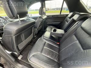 Black Mercedes-Benz ML 350 2011 in Riga, with an engine capacity of 3.00 L and mileage of 310 thousand km for 8200 €, photo 14 on AUTOMOTO.COM.LV