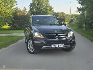 Melns Mercedes-Benz ML 350 2011 Raseiniai, ar dzinēja tilpumu 2.99 L un nobraukumu 218 tūkst. km par 8300 €, foto 3 vietnē AUTOMOTO.COM.LV
