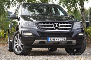 Melns Mercedes-Benz ML 350 2011 Rīga, ar dzinēja tilpumu 3.00 L un nobraukumu 309 tūkst. km par 7790 €, foto 6 vietnē AUTOMOTO.COM.LV
