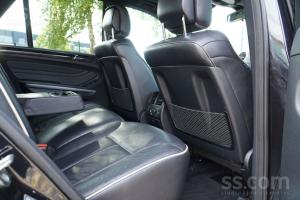 Melns Mercedes-Benz ML 350 2011 Rīga, ar dzinēja tilpumu 3.00 L un nobraukumu 309 tūkst. km par 7790 €, foto 22 vietnē AUTOMOTO.COM.LV