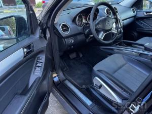 Melns Mercedes-Benz ML 350 2011 Rīga, ar dzinēja tilpumu 3.50 L un nobraukumu 226 tūkst. km par 7800 €, foto 12 vietnē AUTOMOTO.COM.LV