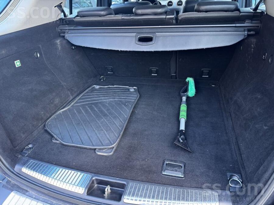 Melns Mercedes-Benz ML 350 2011 Rīga, ar dzinēja tilpumu 3.50 L un nobraukumu 226 tūkst. km par 7800 €, foto 23 vietnē AUTOMOTO.COM.LV