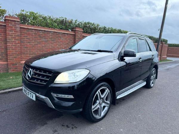 Black Mercedes-Benz ML 350 2012 in Telschi, with an engine capacity of 2.99 L and mileage of 157 thousand km for 7600 €, photo 1 on AUTOMOTO.COM.LV