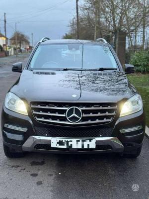Black Mercedes-Benz ML 350 2012 in Kaunas, with an engine capacity of 3.50 L and mileage of 150 thousand km for 8000 €, photo  on AUTOMOTO.COM.LV