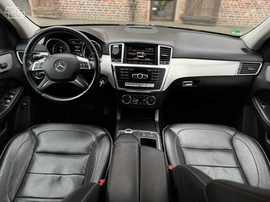 Melns Mercedes-Benz ML 350 2012 Klaipėda, ar dzinēja tilpumu 3.00 L un nobraukumu 260 tūkst. km par 12800 €, foto 7 vietnē AUTOMOTO.COM.LV