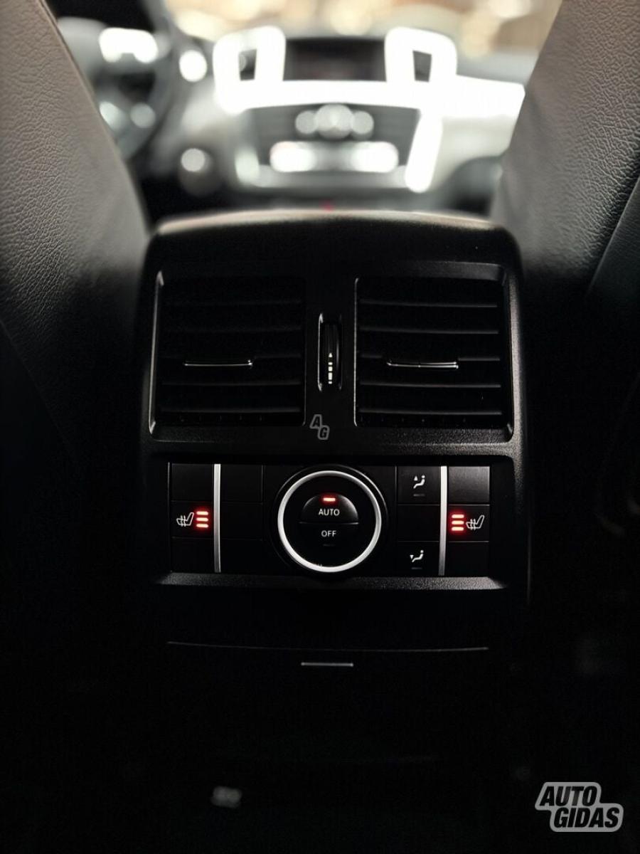Melns Mercedes-Benz ML 350 2012 Klaipėda, ar dzinēja tilpumu 3.00 L un nobraukumu 260 tūkst. km par 12800 €, foto 12 vietnē AUTOMOTO.COM.LV