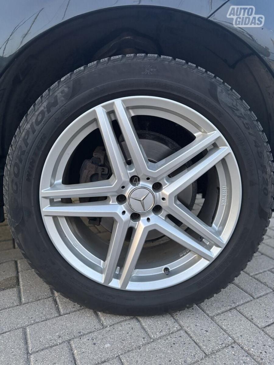 Melns Mercedes-Benz ML 350 2012 Klaipėda, ar dzinēja tilpumu 3.00 L un nobraukumu 260 tūkst. km par 12800 €, foto 14 vietnē AUTOMOTO.COM.LV