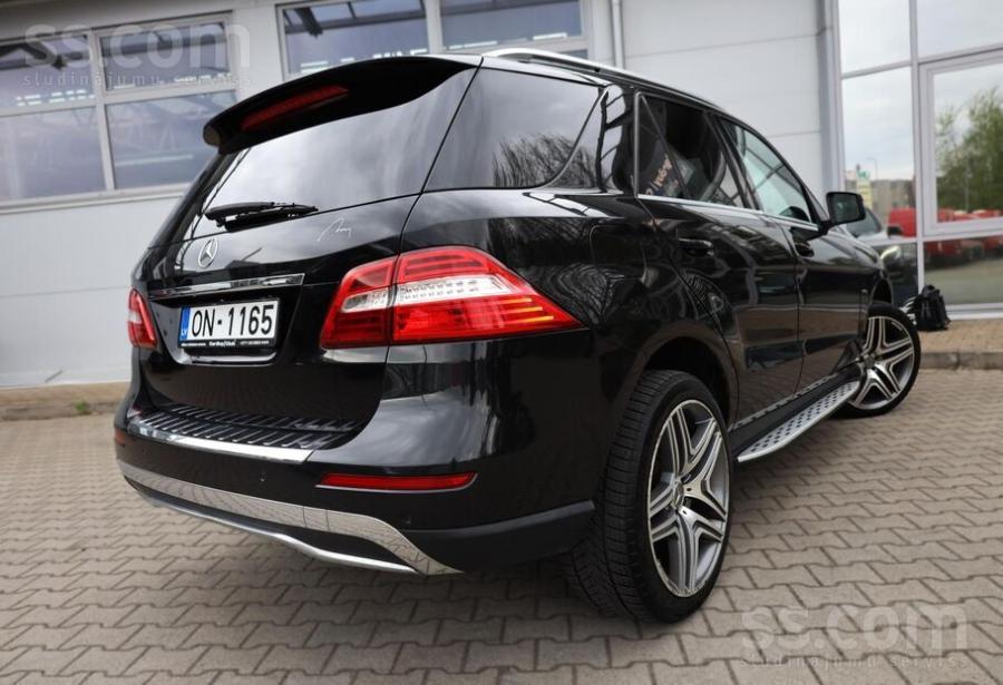 Melns Mercedes-Benz ML 350 2012 Rīga, ar dzinēja tilpumu 3.00 L un nobraukumu 0 tūkst. km par 12995 €, foto 8 vietnē AUTOMOTO.COM.LV