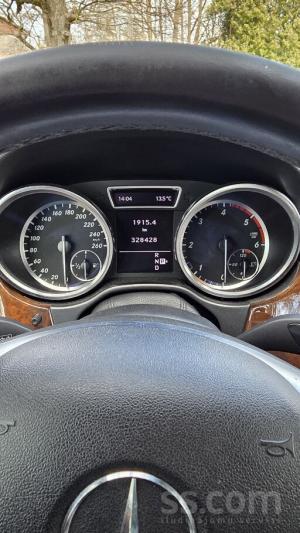 Melns Mercedes-Benz ML 350 2012 Jūrmala, ar dzinēja tilpumu 3.00 L un nobraukumu 325 tūkst. km par 15500 €, foto 10 vietnē AUTOMOTO.COM.LV