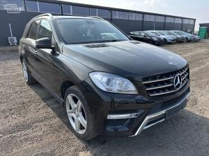 Melns Mercedes-Benz ML 350 2012 Giraitė, ar dzinēja tilpumu 3.00 L un nobraukumu 221 tūkst. km par 7800 €, foto 4 vietnē AUTOMOTO.COM.LV