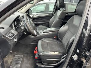 Melns Mercedes-Benz ML 350 2012 Giraitė, ar dzinēja tilpumu 3.00 L un nobraukumu 221 tūkst. km par 7800 €, foto 11 vietnē AUTOMOTO.COM.LV