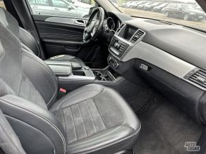 Melns Mercedes-Benz ML 350 2012 Giraitė, ar dzinēja tilpumu 3.00 L un nobraukumu 221 tūkst. km par 7800 €, foto 14 vietnē AUTOMOTO.COM.LV