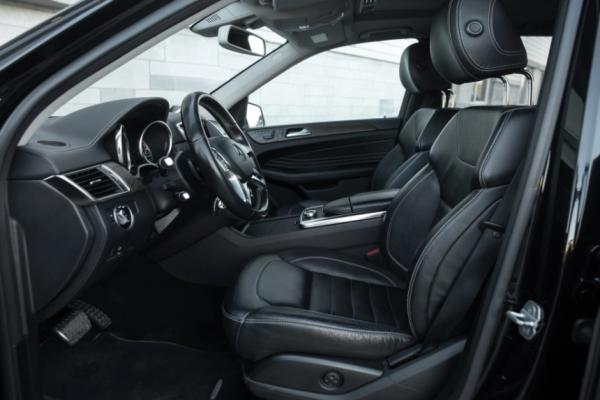Melns Mercedes-Benz ML 350 2012 Rīga, ar dzinēja tilpumu 3.50 L un nobraukumu 229 tūkst. km par 21990 €, foto 9 vietnē AUTOMOTO.COM.LV