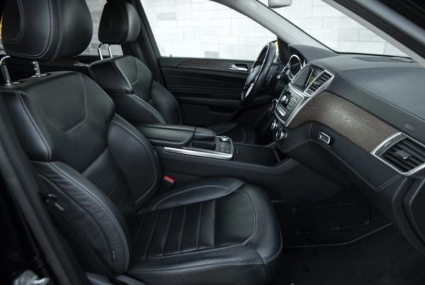 Melns Mercedes-Benz ML 350 2012 Rīga, ar dzinēja tilpumu 3.50 L un nobraukumu 229 tūkst. km par 21990 €, foto 10 vietnē AUTOMOTO.COM.LV