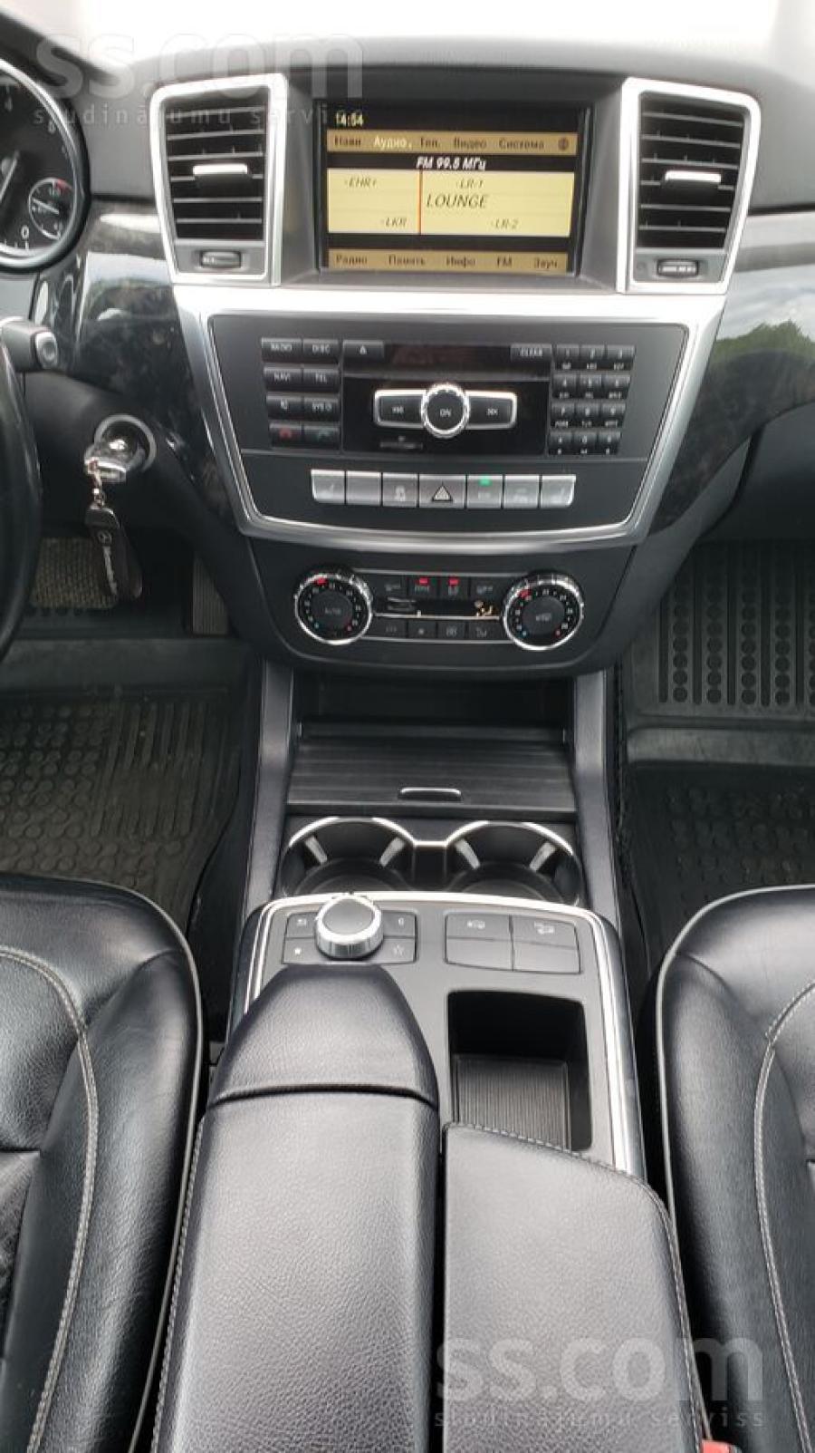 Melns Mercedes-Benz ML 350 2012 Rīga, ar dzinēja tilpumu 3.00 L un nobraukumu 245 tūkst. km par 16500 €, foto 13 vietnē AUTOMOTO.COM.LV