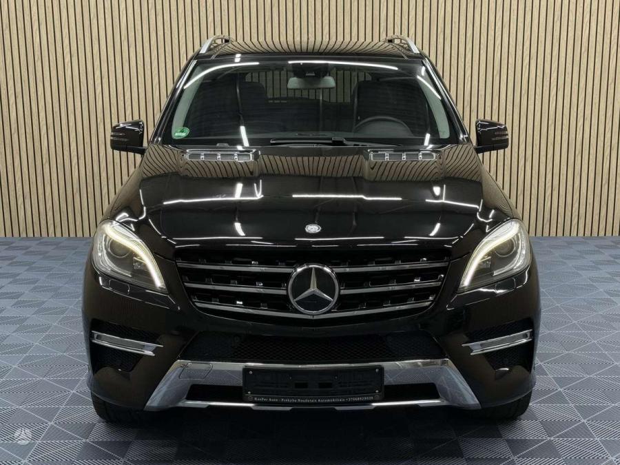 Melns Mercedes-Benz ML 350 2012 Marijampole, ar dzinēja tilpumu 2.99 L un nobraukumu 230 tūkst. km par 16750 €, foto 5 vietnē AUTOMOTO.COM.LV