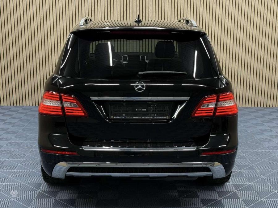 Melns Mercedes-Benz ML 350 2012 Marijampole, ar dzinēja tilpumu 2.99 L un nobraukumu 230 tūkst. km par 16750 €, foto 8 vietnē AUTOMOTO.COM.LV