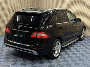 Melns Mercedes-Benz ML 350 2012 Marijampole, ar dzinēja tilpumu 2.99 L un nobraukumu 230 tūkst. km par 16750 €, foto 13 vietnē AUTOMOTO.COM.LV
