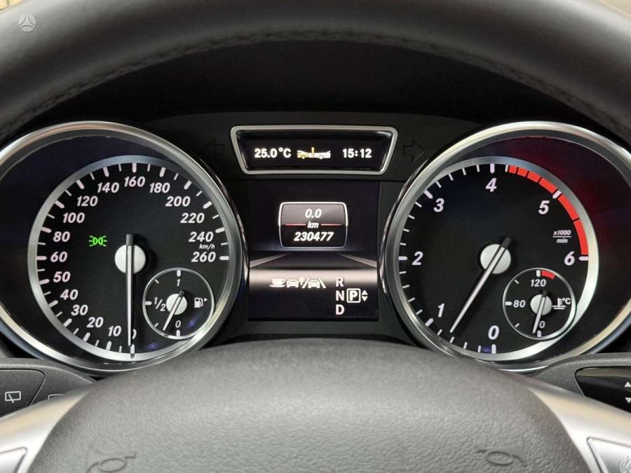 Melns Mercedes-Benz ML 350 2012 Marijampole, ar dzinēja tilpumu 2.99 L un nobraukumu 230 tūkst. km par 16750 €, foto 27 vietnē AUTOMOTO.COM.LV