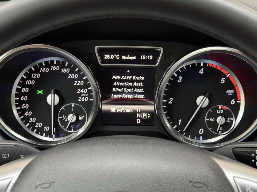 Melns Mercedes-Benz ML 350 2012 Marijampole, ar dzinēja tilpumu 2.99 L un nobraukumu 230 tūkst. km par 16750 €, foto 29 vietnē AUTOMOTO.COM.LV