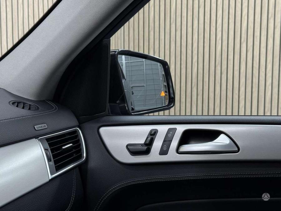Melns Mercedes-Benz ML 350 2012 Marijampole, ar dzinēja tilpumu 2.99 L un nobraukumu 230 tūkst. km par 16750 €, foto 34 vietnē AUTOMOTO.COM.LV