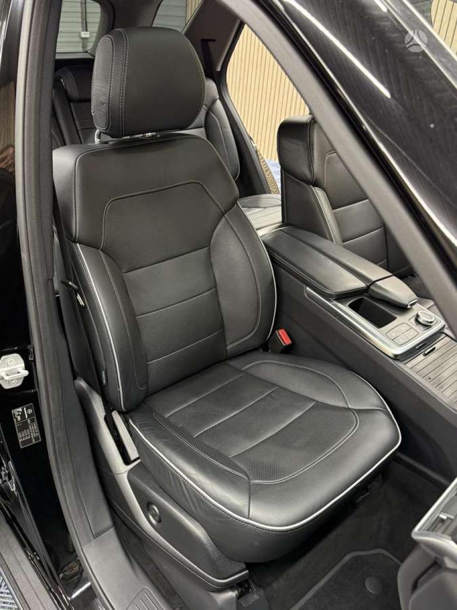 Melns Mercedes-Benz ML 350 2012 Marijampole, ar dzinēja tilpumu 2.99 L un nobraukumu 231 tūkst. km par 15750 €, foto 19 vietnē AUTOMOTO.COM.LV